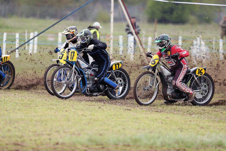 British Grasstrack Racing - Speedway Hub UK